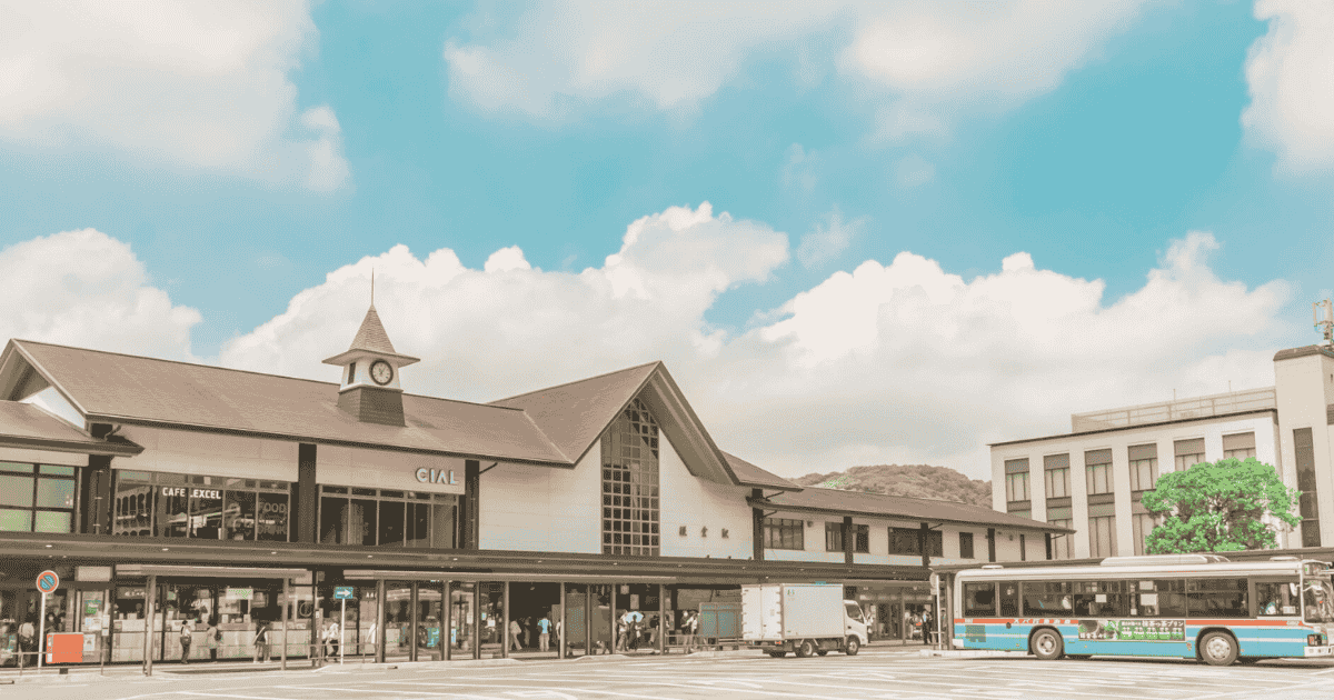The Ultimate Route: Train to Kamakura from Tokyo (JR Yokosuka Line)